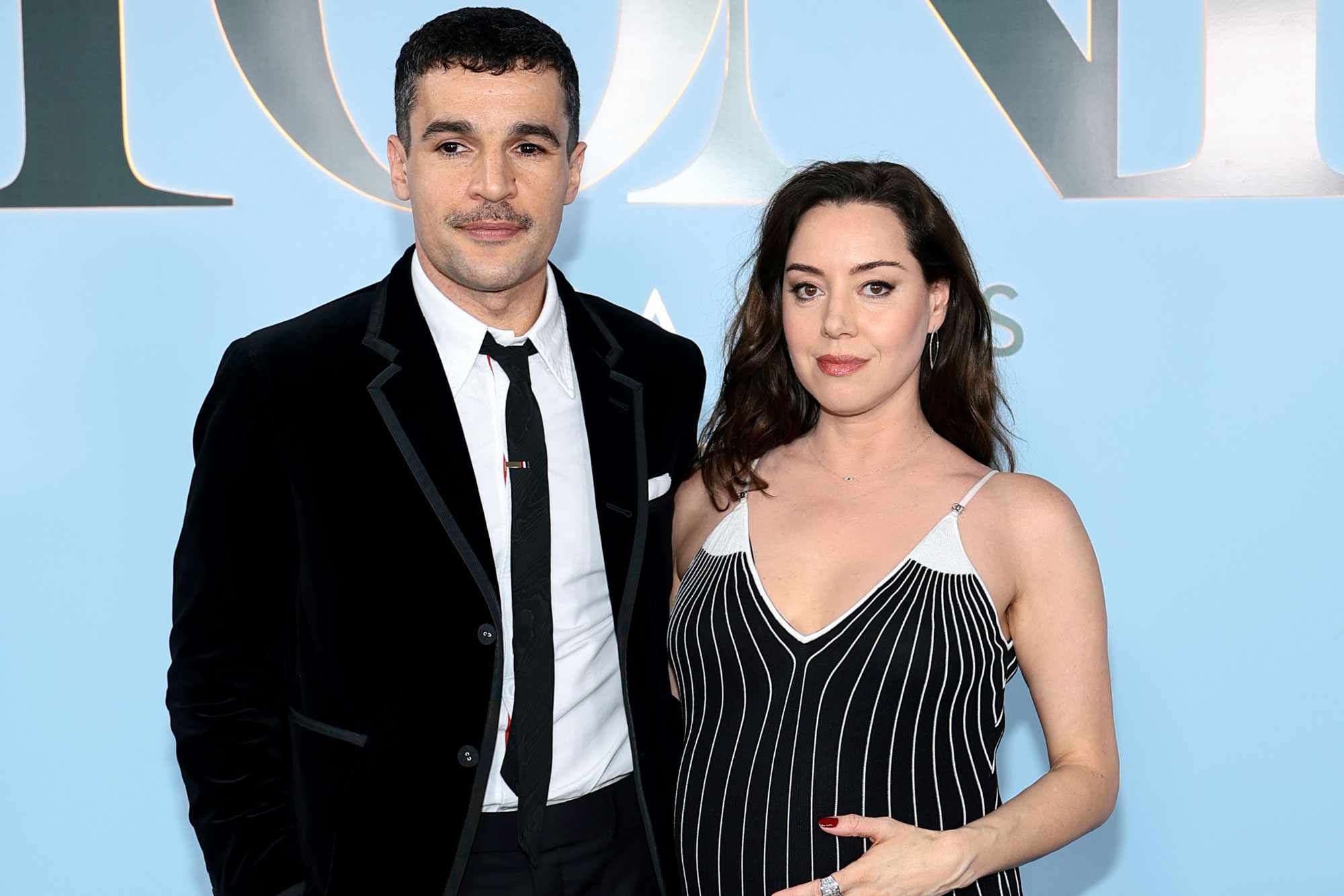 Aubrey Plaza cradles her pregnant belly alongside Christopher Abbott at ...