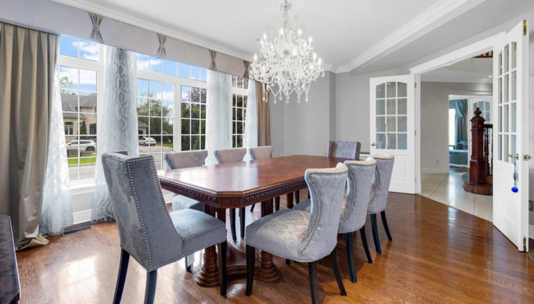 Cette résidence spectaculaire de 3,9M$ redéfinit le luxe à Dollard-Des ...