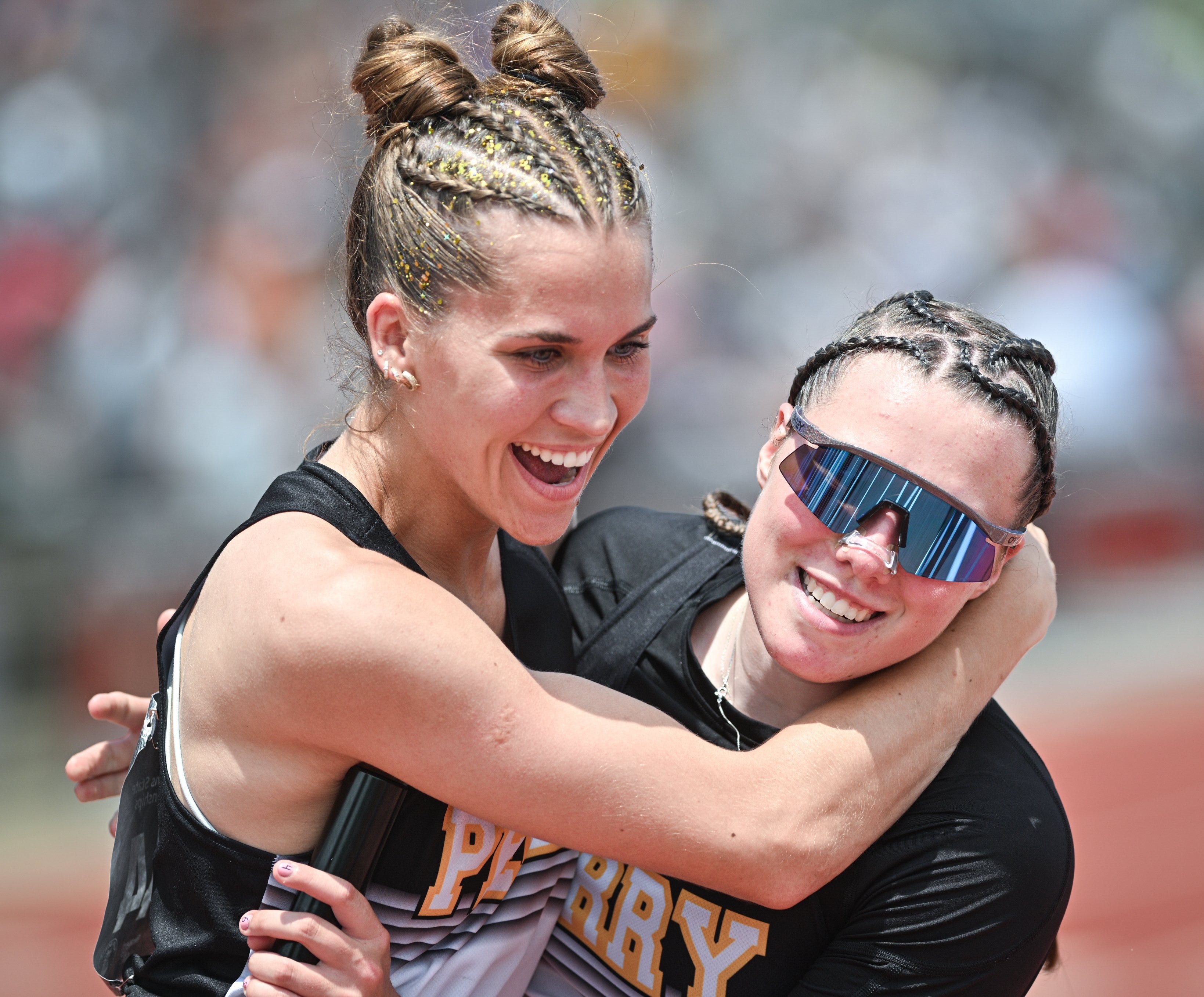 Emerson Karrenbauer leads Perry girls at OHSAA track and field ...