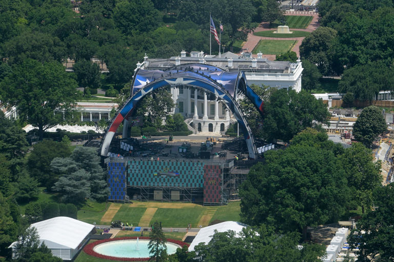 Lawsuit seeks to stop the UFC fight on the White House South Lawn for ...
