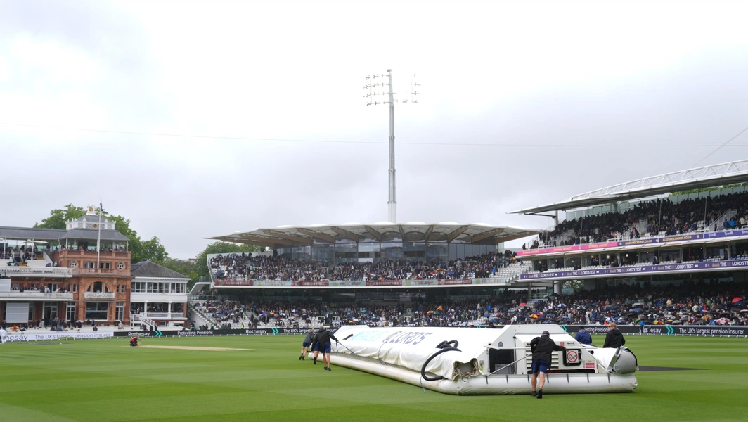 England crush New Zealand by 115 runs to go 1-0 up