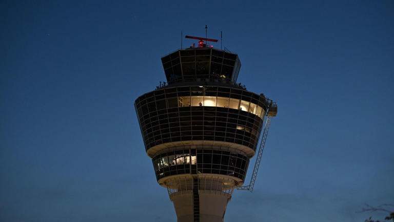 München: Brandgeruch am Flughafen – Tower geräumt