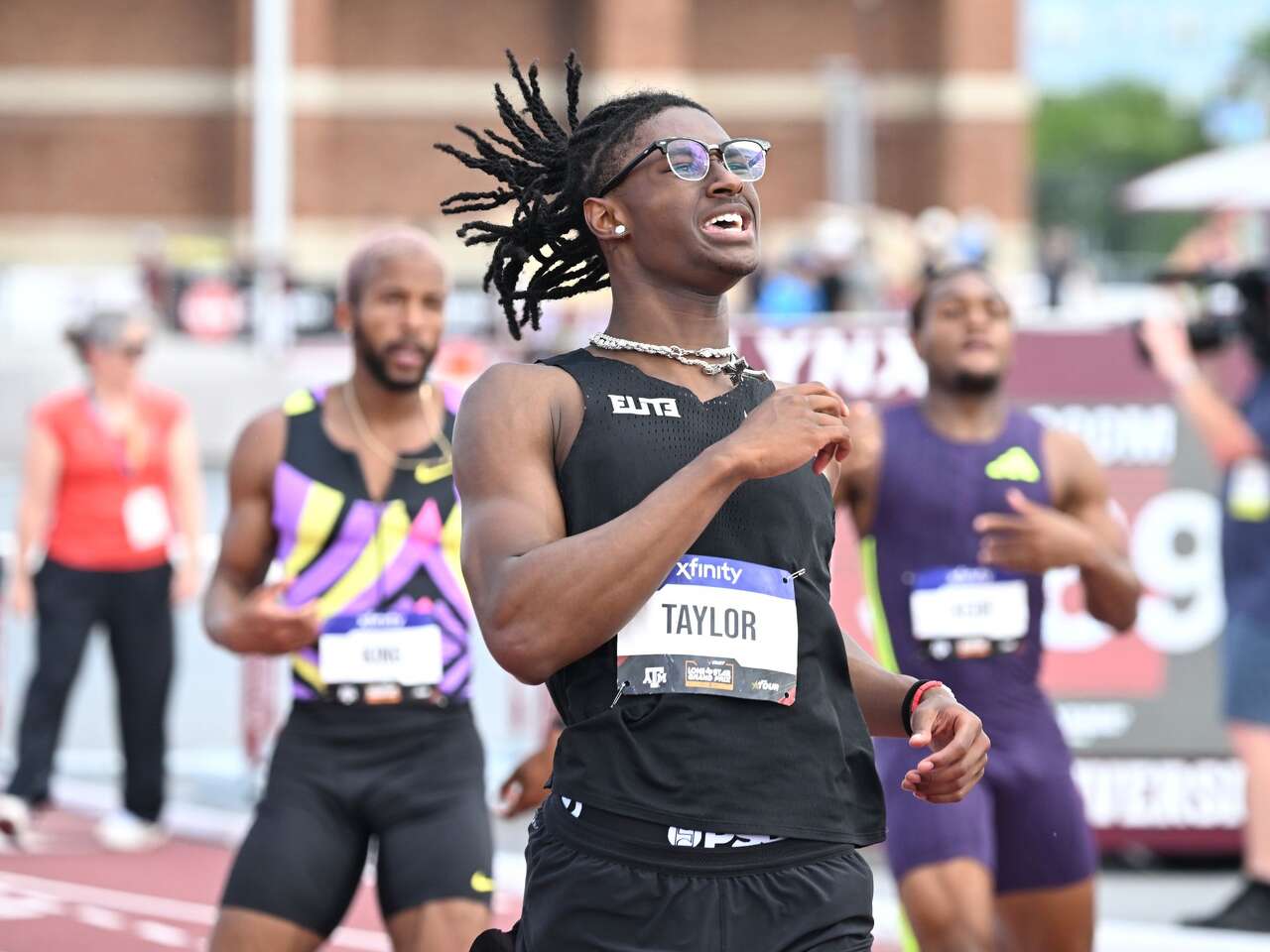 Tate Taylor sets national high school record in the 200-meter dash