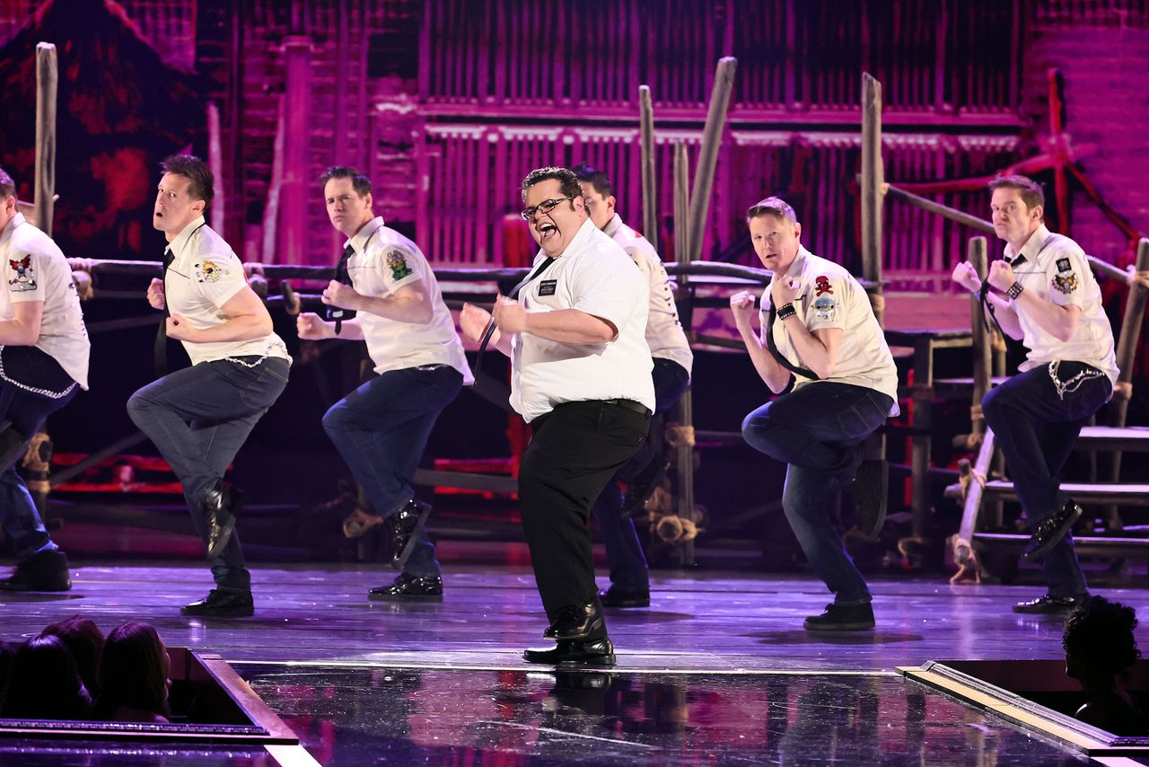 Andrew Rannells, Josh Gad and original 'Book of Mormon' cast reunite ...