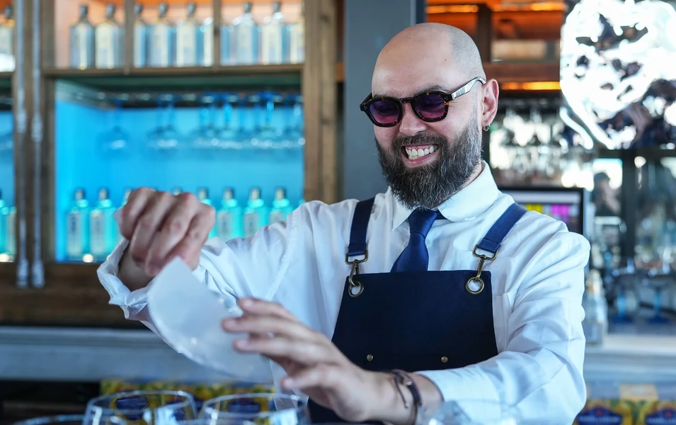 Mastering the art of bartending and mixology