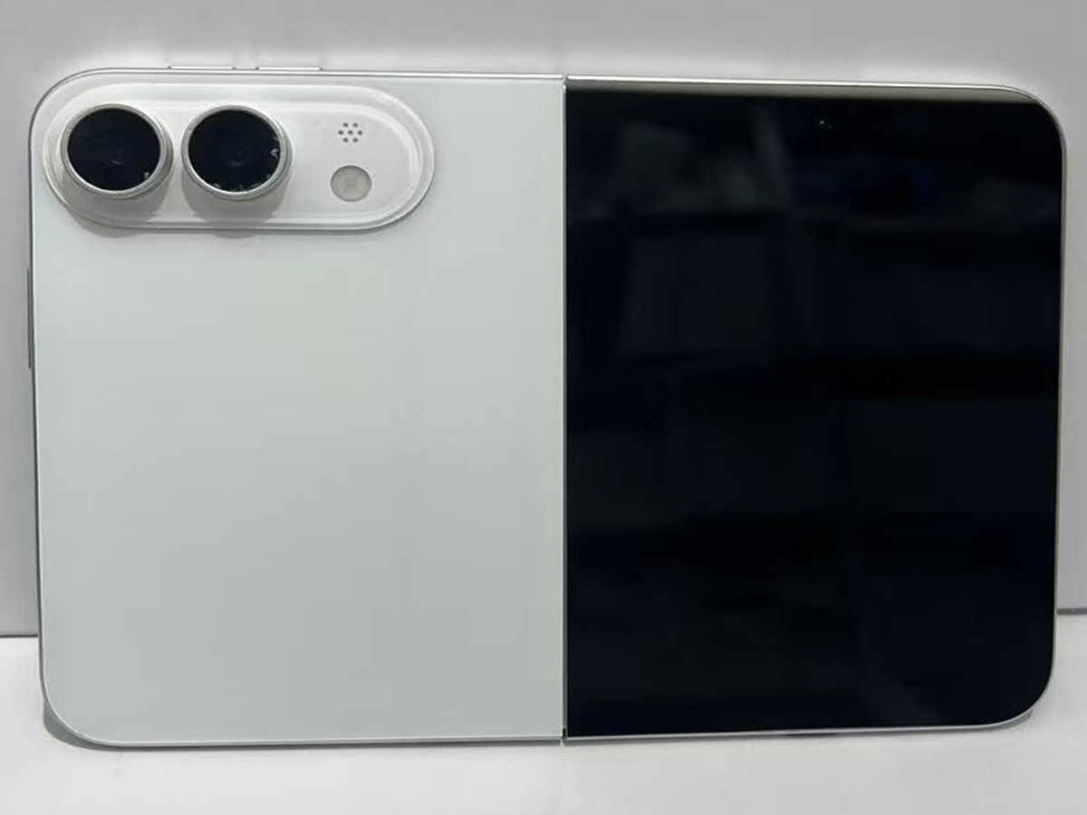 Apple's iPhone fold dummy unit leak: Check latest images about its ...