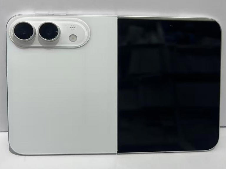 Apple's iPhone fold dummy unit leak: Check latest images about its ...