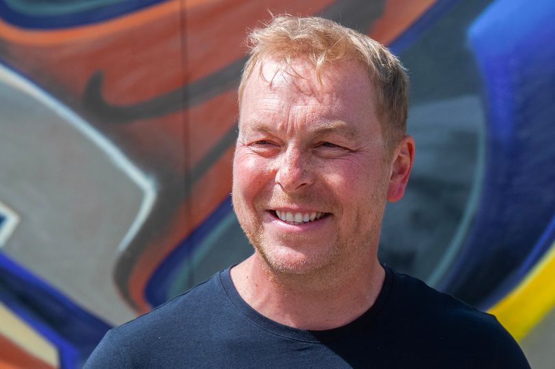 Sir Chris Hoy shares health update as Olympic icon's cancer battle ...
