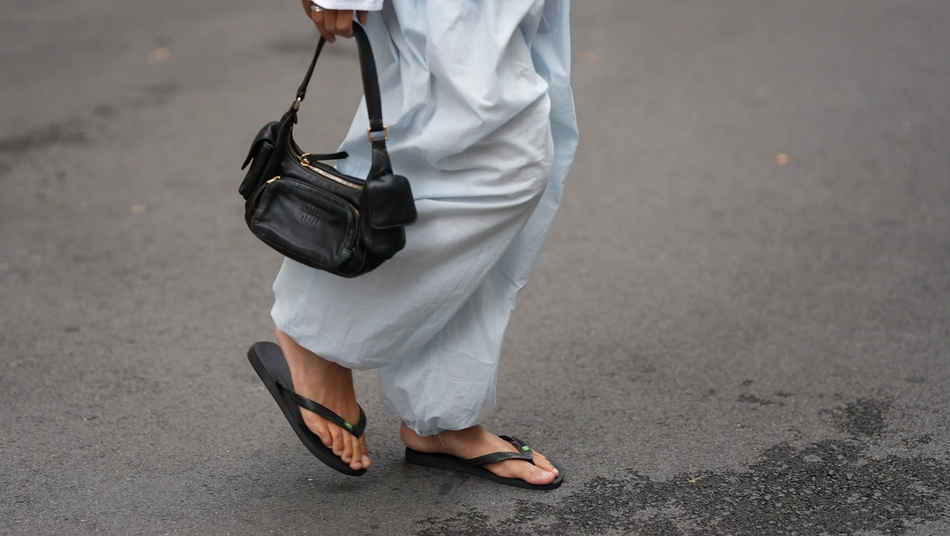 Celebrity-backed luxe flip-flops dominate summer 2026 fashion