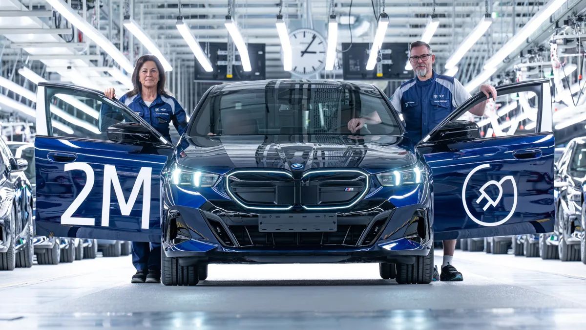 BMW: Ξεπέρασε νούμερο-ορόσημο στα ηλεκτρικά