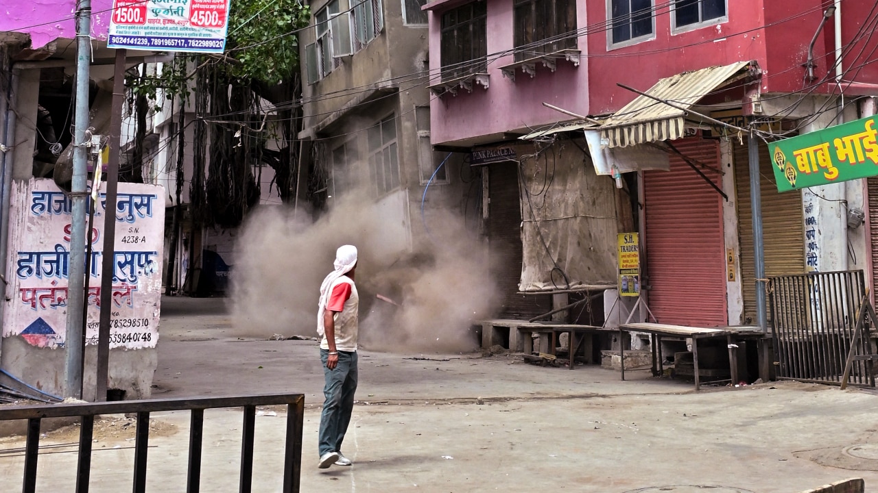 Jaipur Malviya Nagar demolition drive live: Government suspends ...