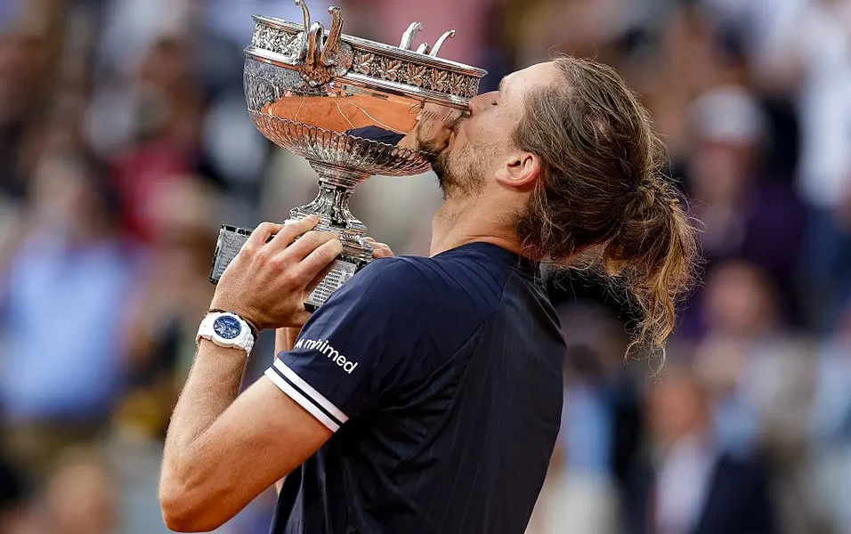 Zverev’s French Open win reignites line-call technology debate