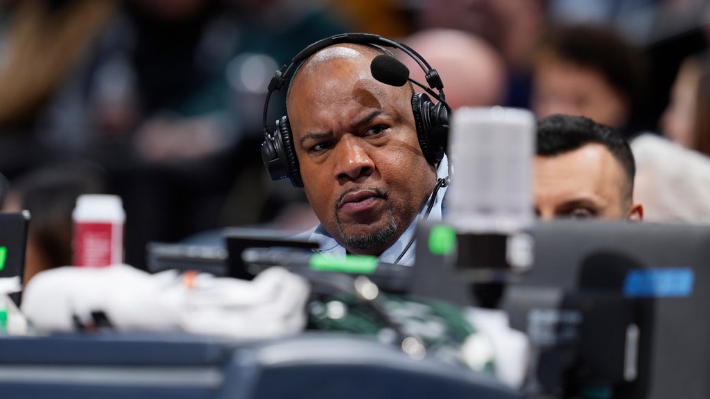 Stacey King, 3-time NBA champion with Chicago Bulls and later beloved ...