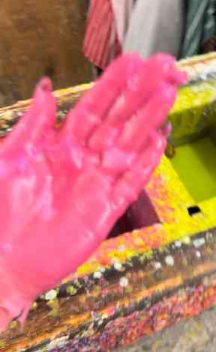 Oddly satisfying wax hand carving videos