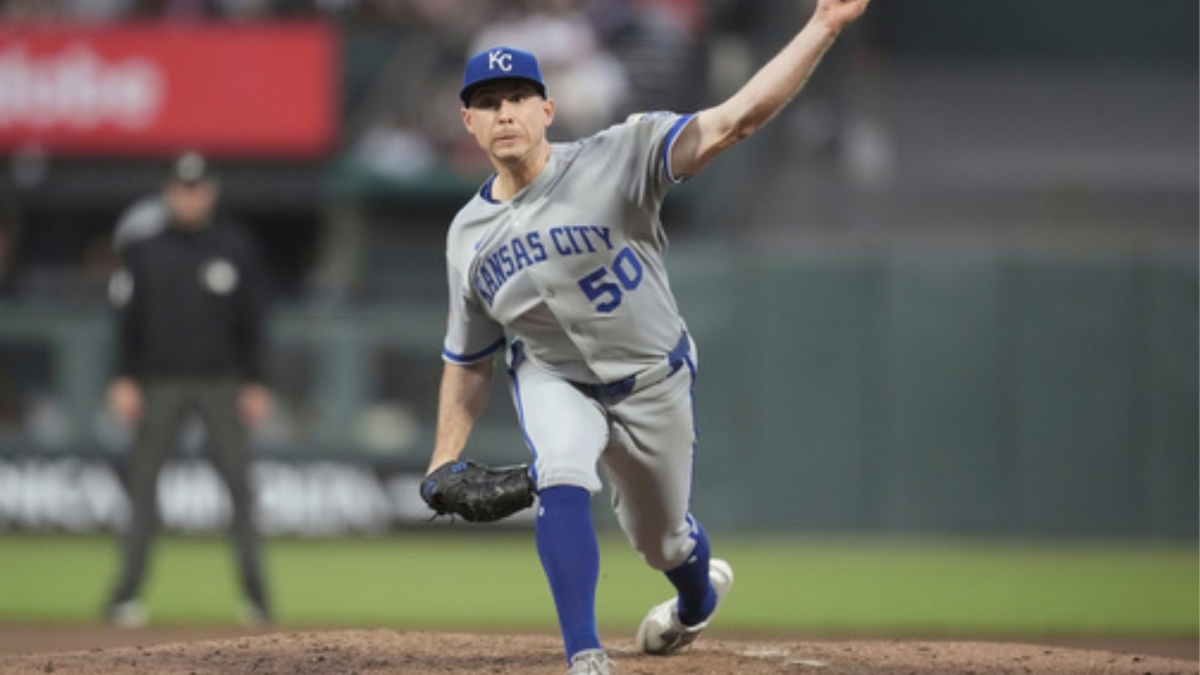 MLB: Athletics break the mold, eye former All-Star southpaw from the AL