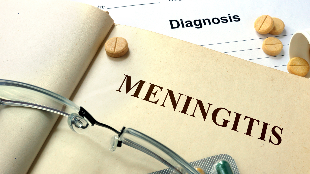 Meningitis alert at UK university: Preventive antibiotics and ...