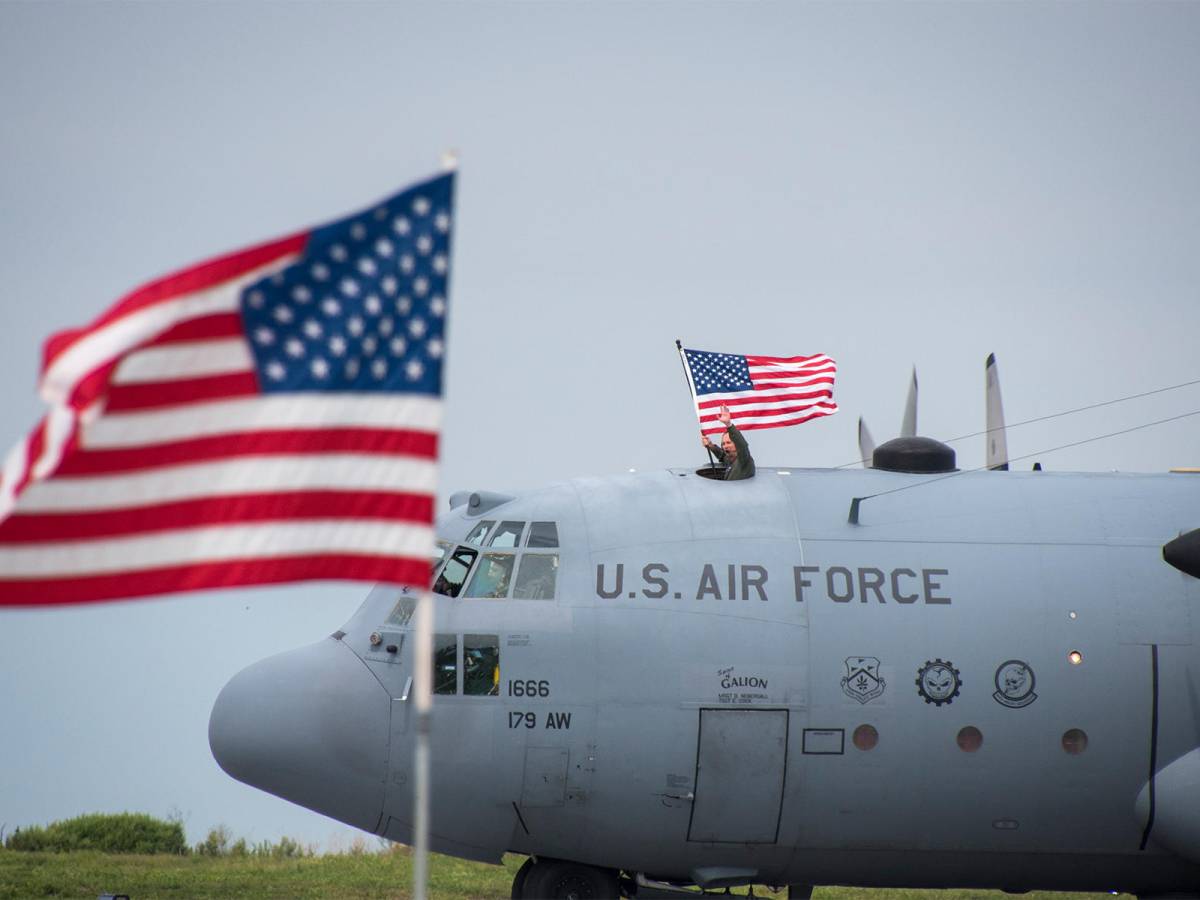 Gli USA spostano gli aerei nel cortile cinese: cosa possono fare i C-130