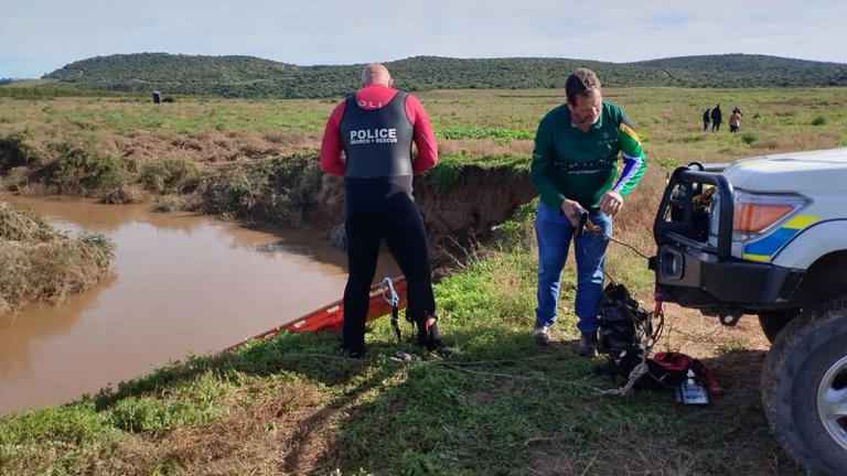 Pics | Missing driver found dead after Hilux plunges into Eastern Cape ...
