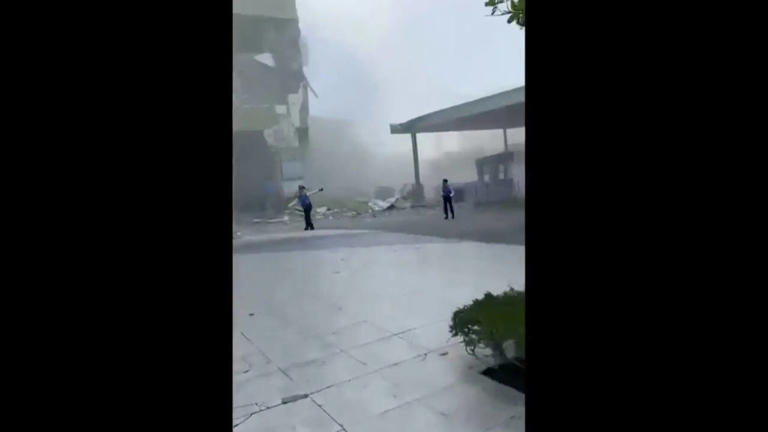 7.8 magnitude earthquake strikes southern Philippines, causing ...