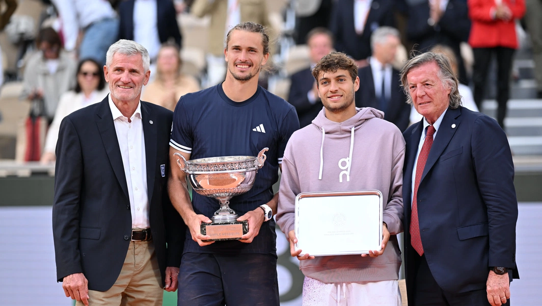 Zverev’s French Open win reignites line-call technology debate
