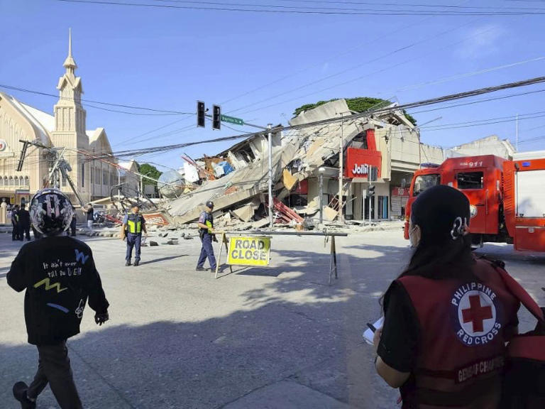 Ascienden a 35 los muertos en el terremoto de Filipinas