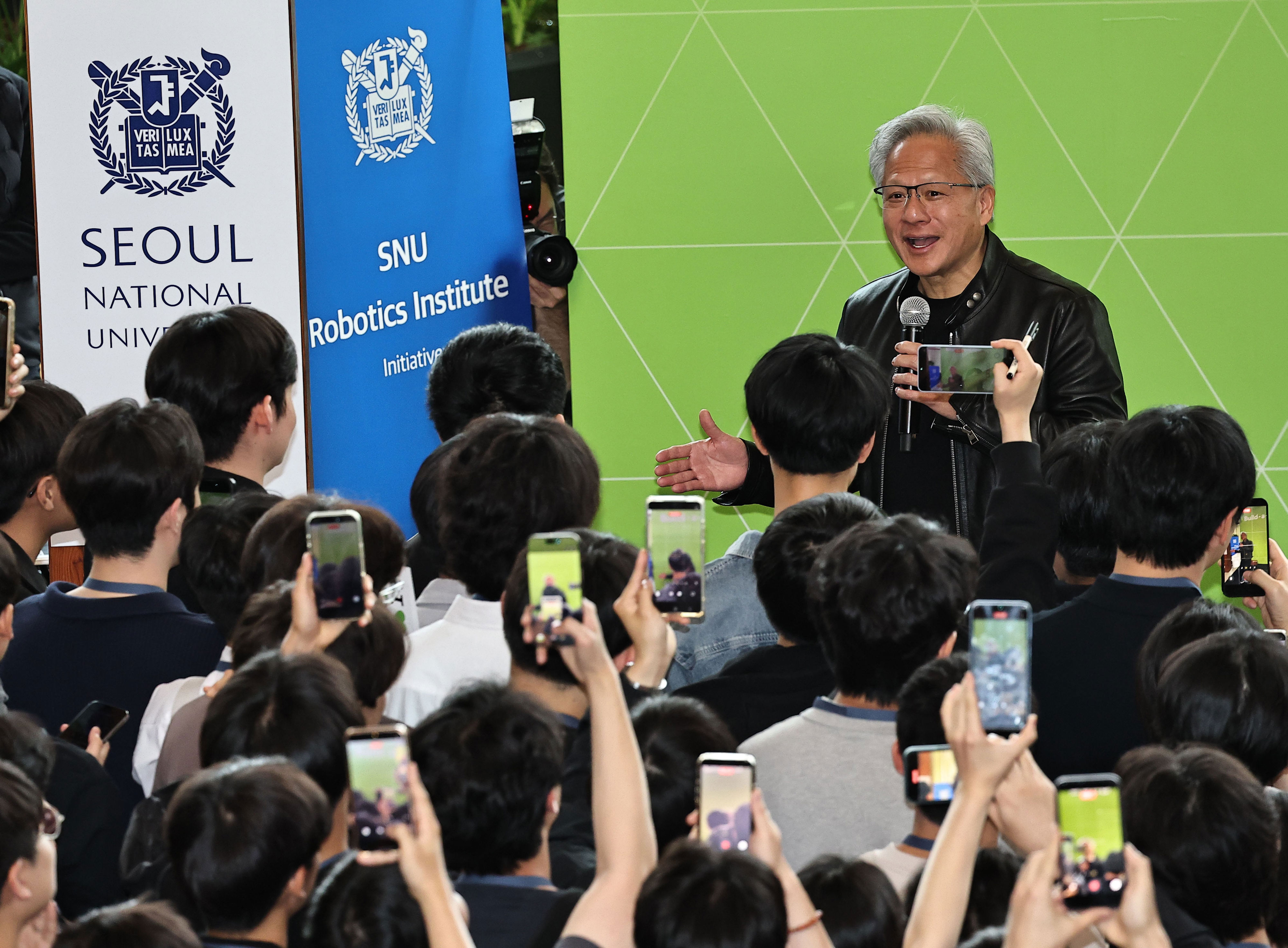 NVIDIA CEO Jensen Huang visits Seoul National University, coins 'K-Jensen'
