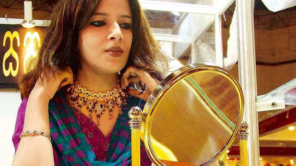 Gold, silver rates today: MCX gold dips on renewed inflation concern ...