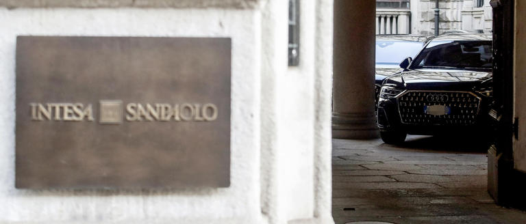 Intesa Sanpaolo lancia Opas su Mps, a Unipol 635 filiali da fondere con ...