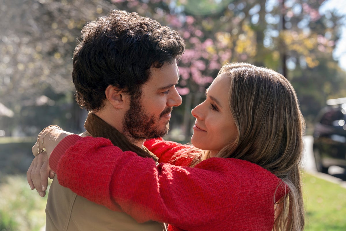 Why it’s OK to ditch your friends at the beginning of a relationship