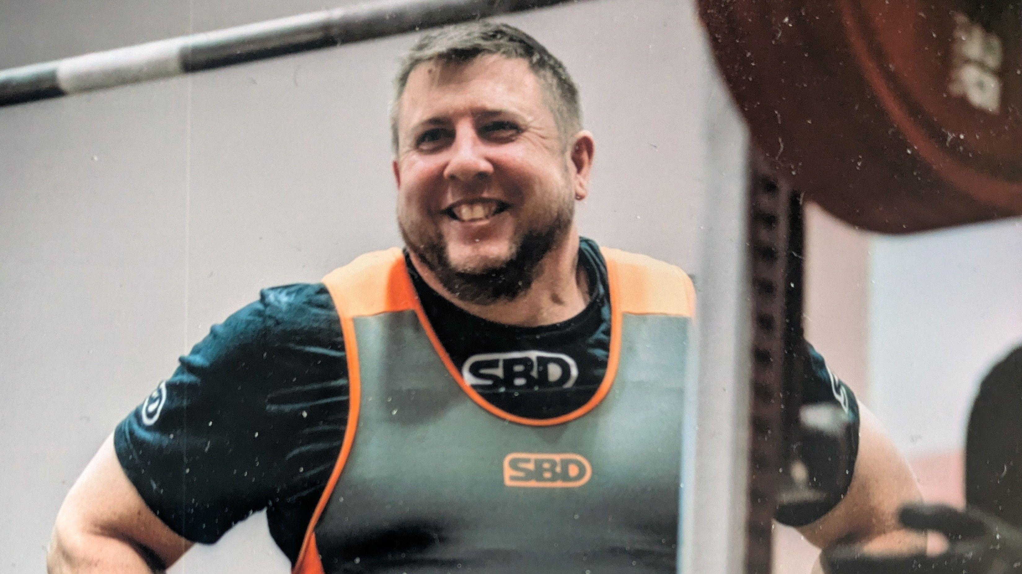 How kayak capsize led to powerlifting championship