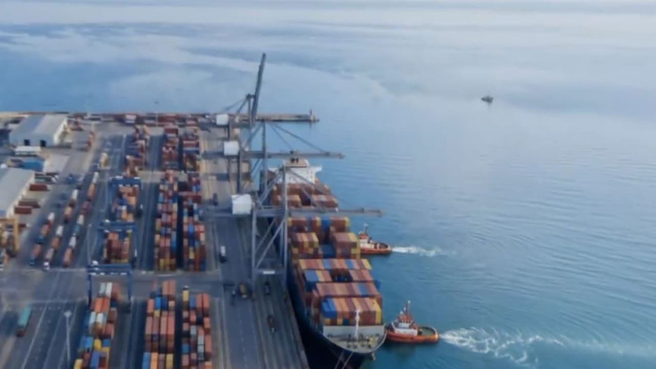 APSEZ wins major 10-year LNG marine services contract in Argentina