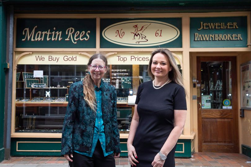 Some customers left in tears as North Wales jewellers to depart after ...