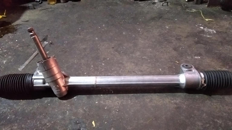 Setir sangat berat saat parkir bisa jadi gejala gangguan steering