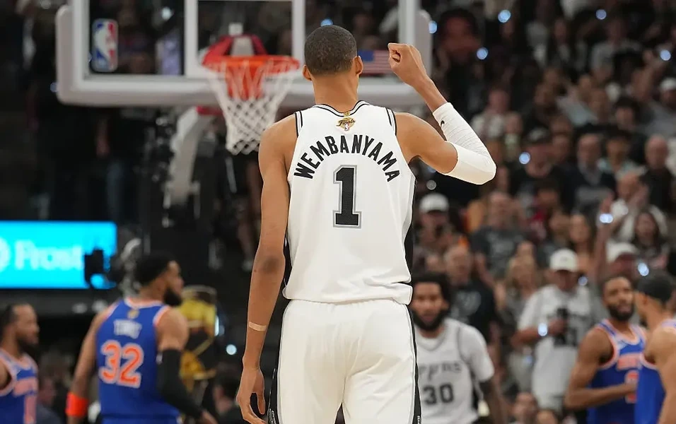 Wembanyama takes blame as Knicks’ plan stifles Spurs in Game 2