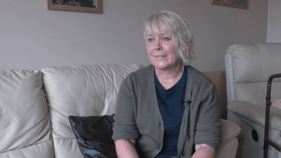 Millions left to cope alone as caring for ageing parents pushes 'carent ...