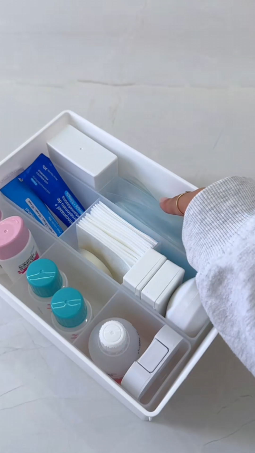 Organize your medication and feel calm ASMR