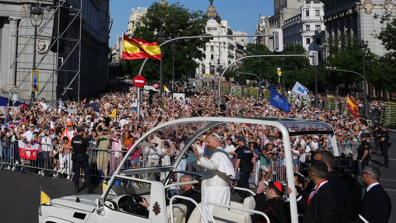Pope Leo XIV challenges Europe to recognize Christian heritage at Mass ...