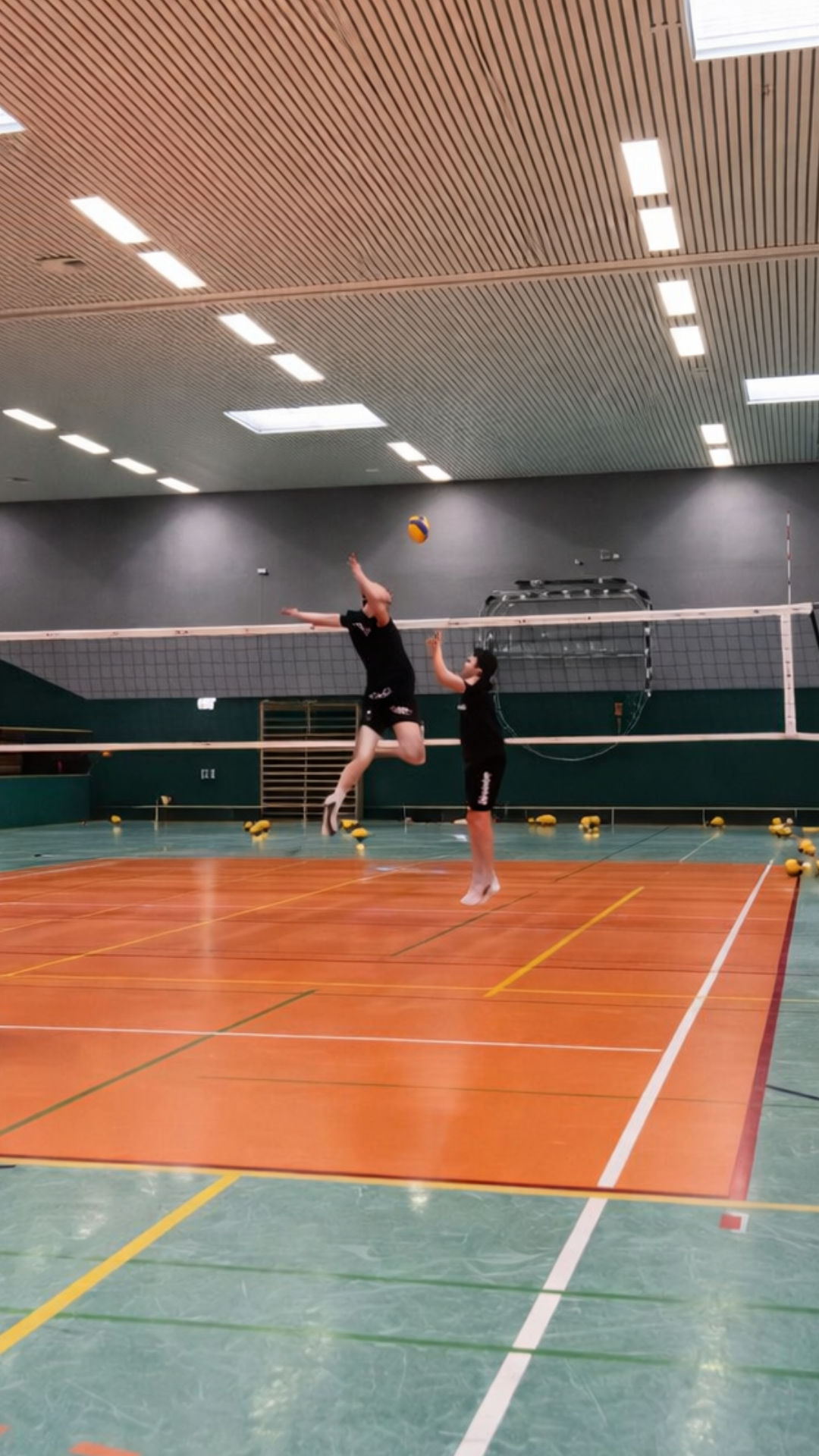 Unlock the secrets to timing your attack in volleyball