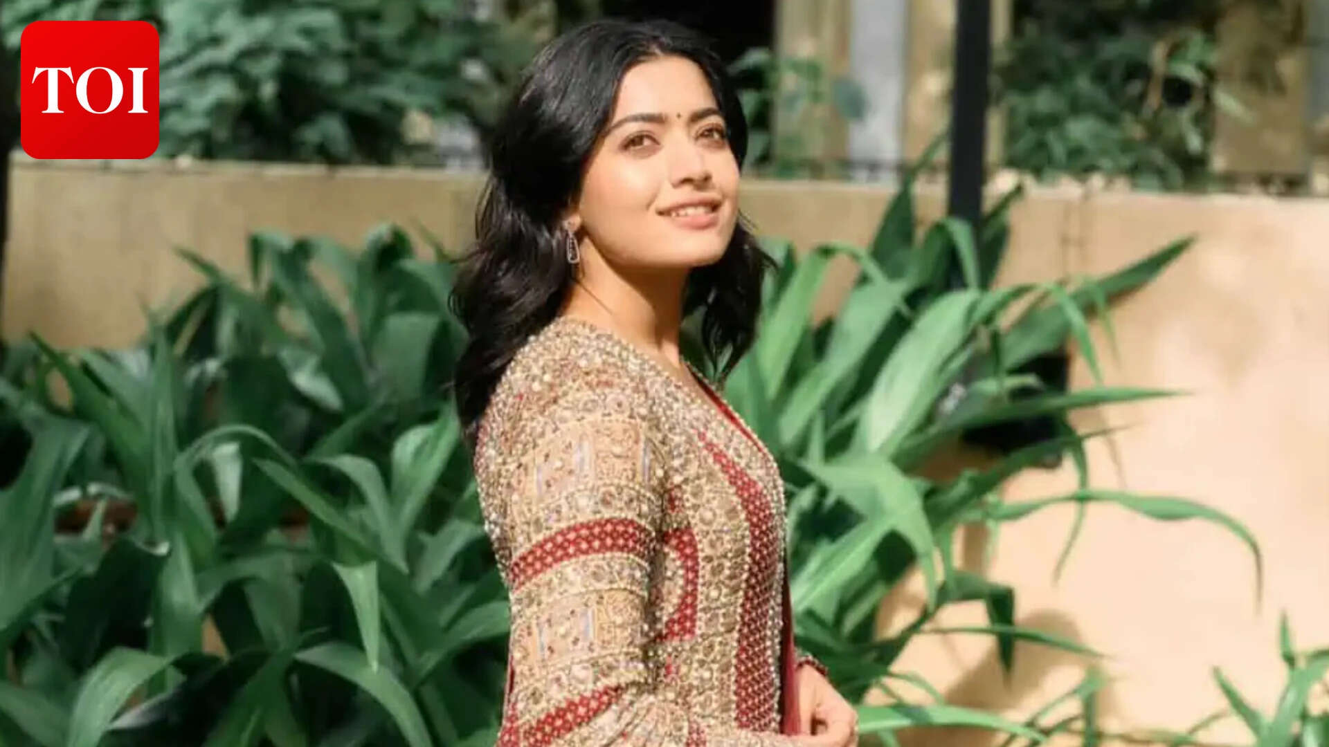 After Sai Pallavi, Rukmini Vasanth, Rashmika Mandanna to play legendary ...
