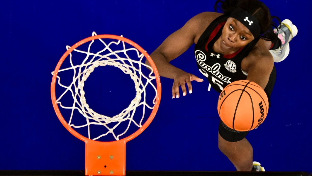 Raven Johnson’s 'booskie' post highlights bond with Angel Reese