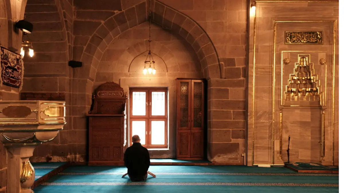 Jadwal sholat Cilegon Senin, 8 Juni 2026