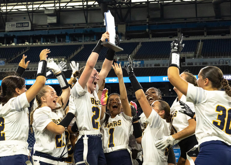 St. Joseph girls flag football downs Gibraltar Carlson for 2nd title