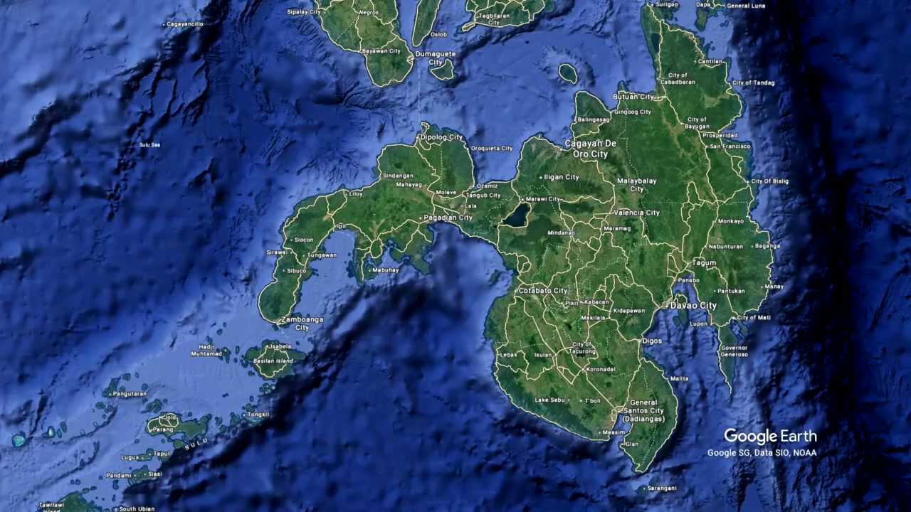 Earthquake of magnitude 7.8 strikes off southern Philippines