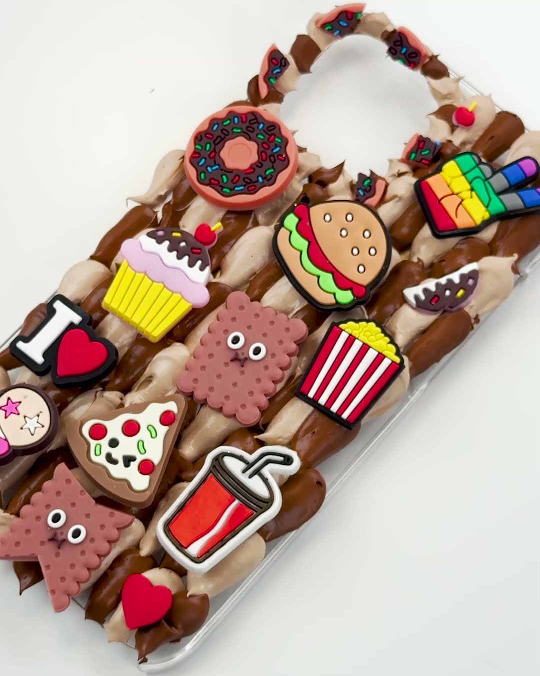 ¡Adorable funda de teléfono DIY! 🍩
