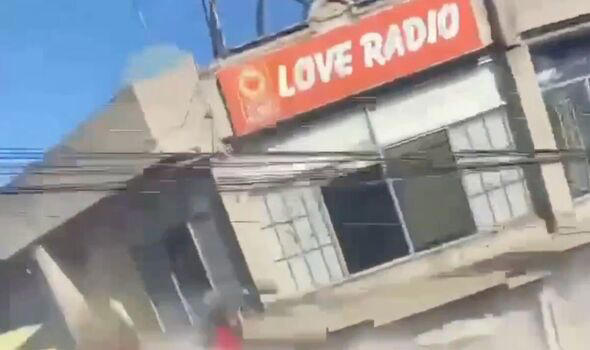 Philippines earthquake: Horror moment Jollibee restaurant collapses in ...