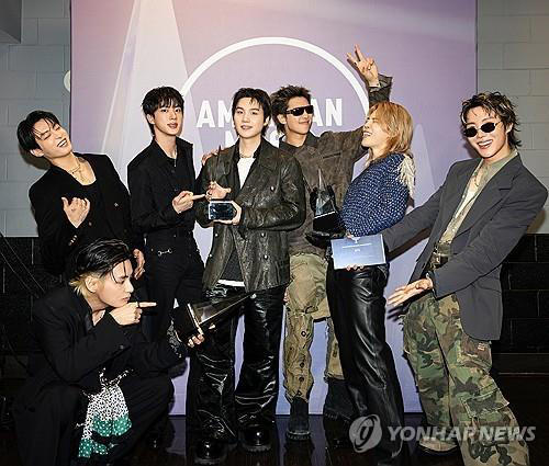 BTS tops Billboard Japan's H1 album sales chart; 6 K-pop acts make top 20