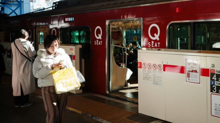 Binnenkort naar Japan? Vergeet deze ongeschreven regels op het openbaar ...