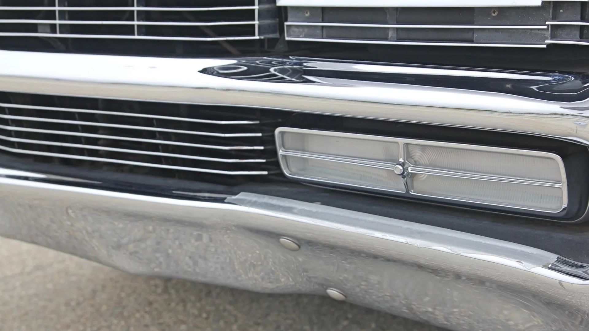 The big-block Mercury luxury cruiser that still slips past collectors