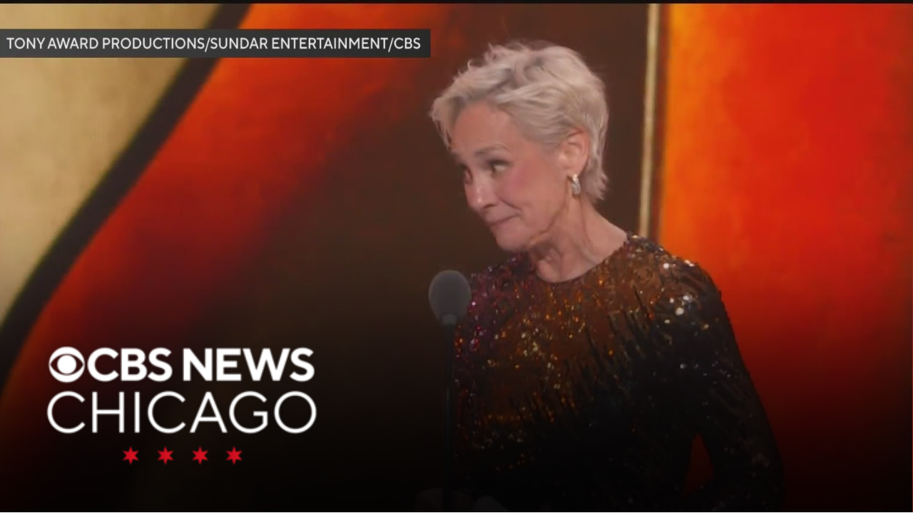 Carbondale native Laurie Metcalf wins Tony Award for best featured ...