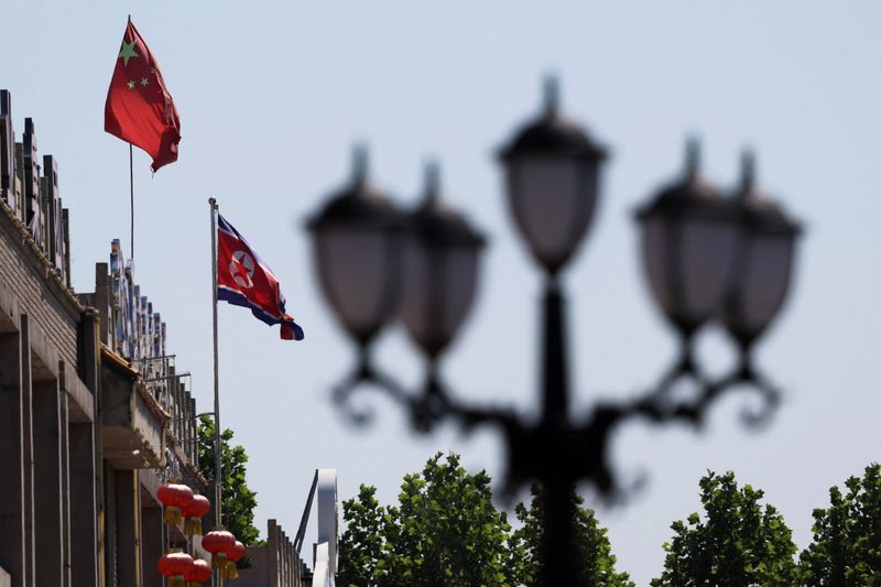 Xi Jinping salue un « nouveau départ » entre Pékin et Pyongyang avant ...